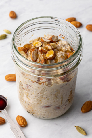 How to Make Dairy-Free Overnight Oats + Six Easy Recipes