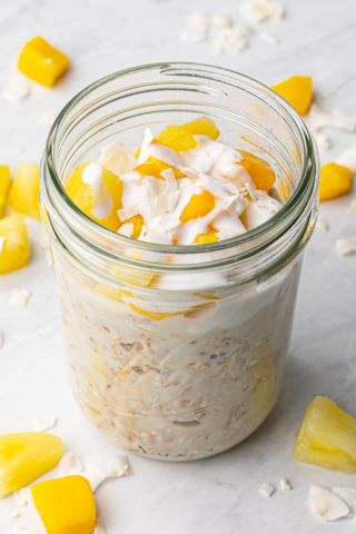How to Make Dairy-Free Overnight Oats + Six Easy Recipes